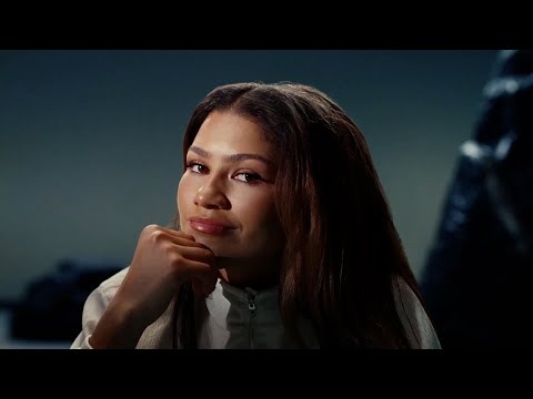Η Zendaya σχεδιάζει το πρώτο της παπούτσι για την φθινοπωρινή ...